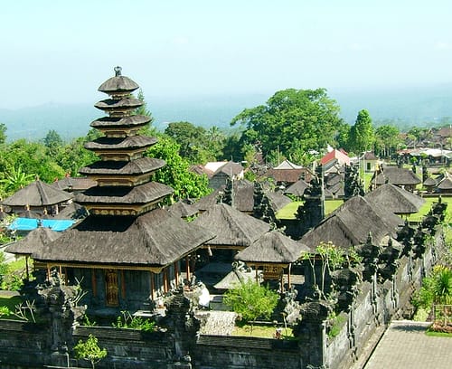 El monte Agung y el Templo de Besakih, en Bali : SobreTurismo
